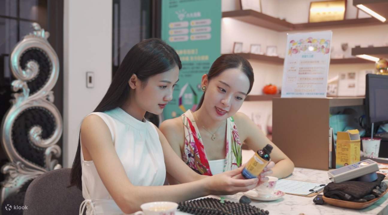 Taipei & Taichung: Viyang Aromatherapy Crystal Rock Bath - Klook